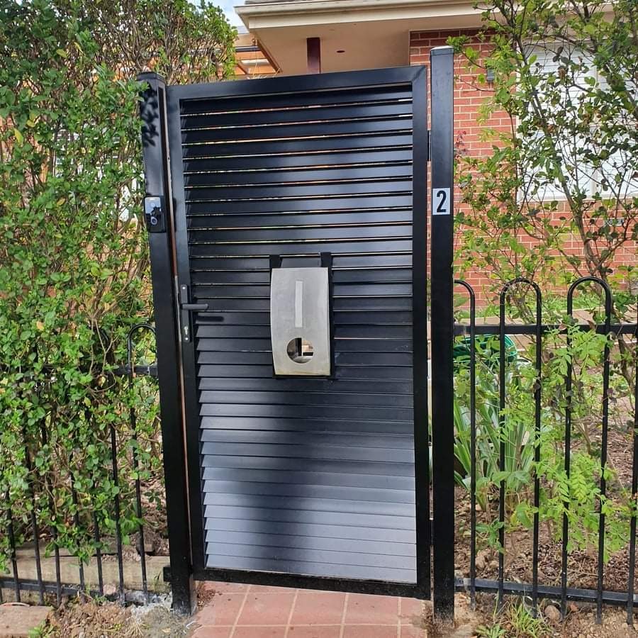 Commercial Fencing Melbourne | Electric Gates Melbourne